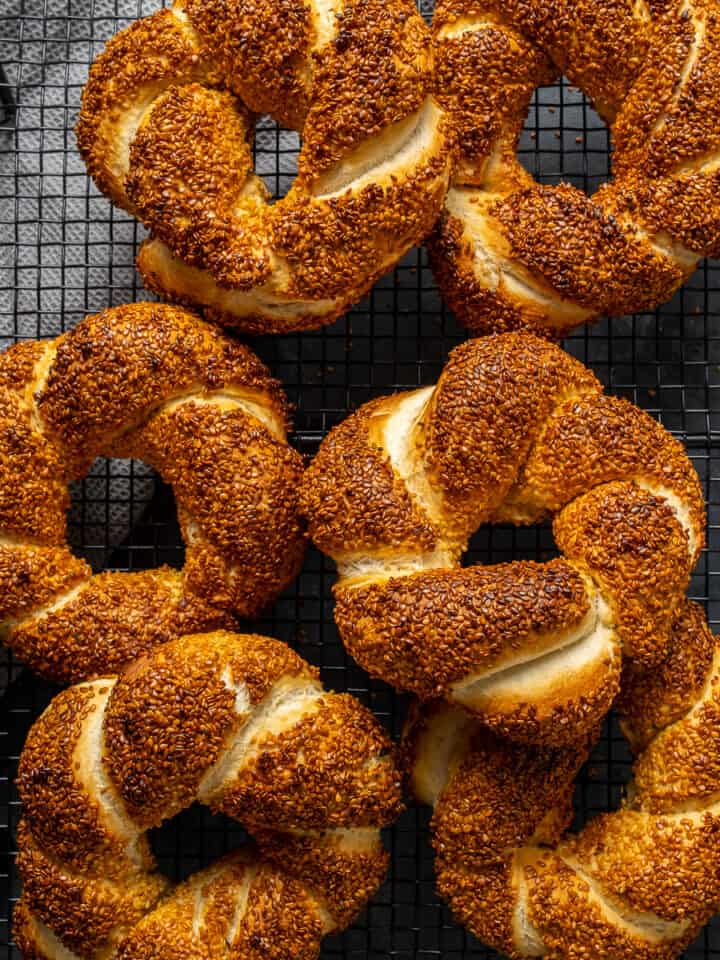 Turkish Pide Bread - Ramazan Pidesi - Give Recipe